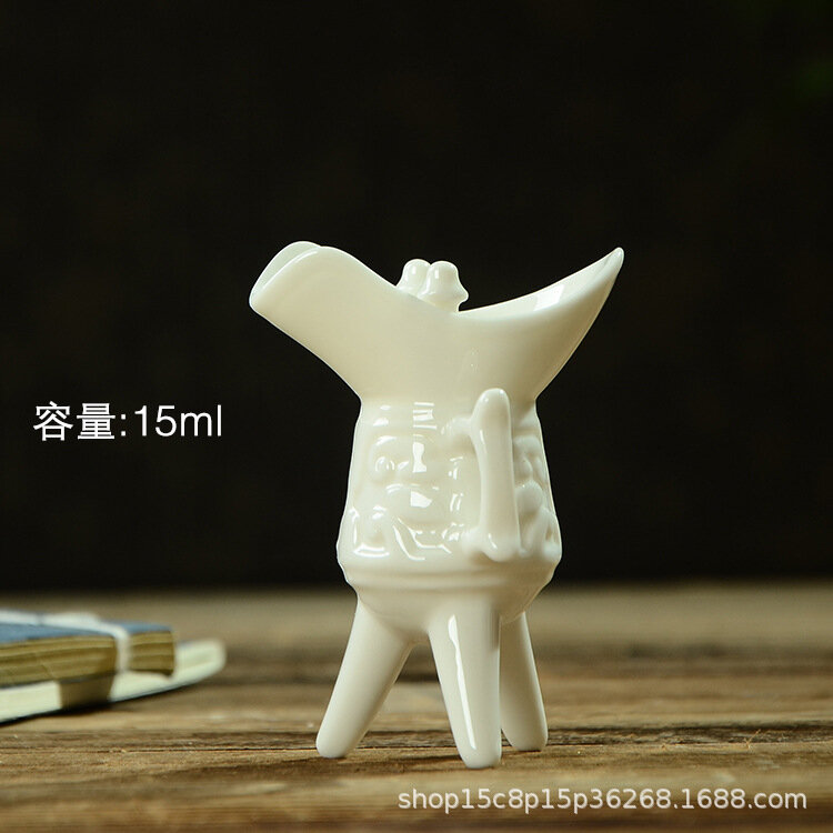 Винтажная керамическая чаша для вина, кубок из целадона, белая винная чаша, хайболл, чаша для спиртных напитков, набор для вина, разделитель для вина, древний стиль, креативная подарочная коробка