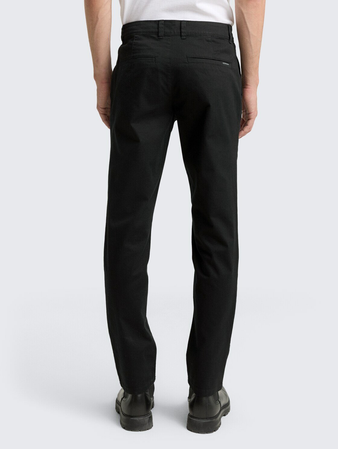 Брюки чинос Chino