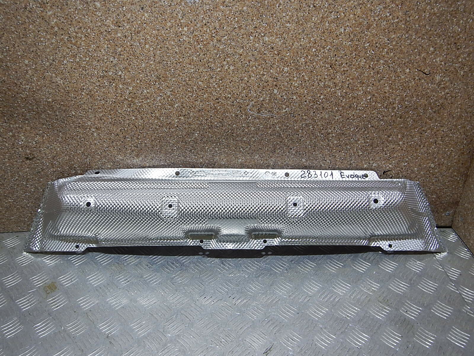 Б/У Экран тепловой, Land Rover (Ленд Ровер)-EVOGUE (11-) LAND ROVER EVOQUE (11-18) Новый. 283101 LAND ROVER арт. BJ325K2...