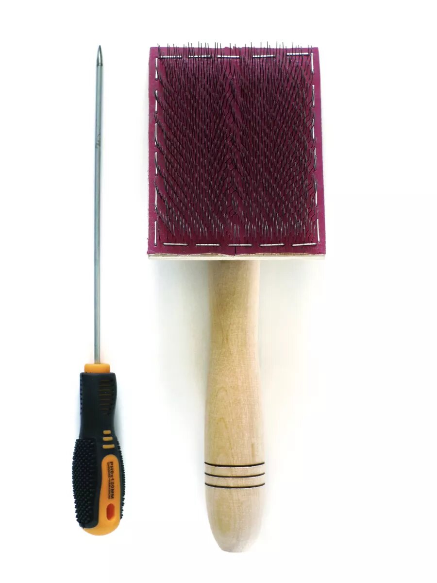 Набор: ручная чесалка и шило для кардера