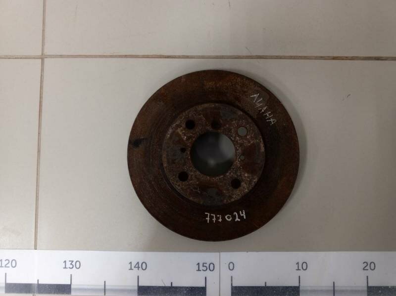 Диск тормозной передний Suzuki Liana 2001-2007 кат.номер: 5531162G01