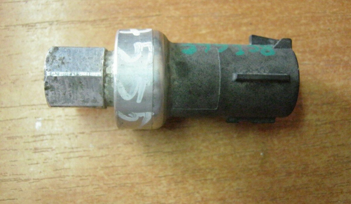 Датчик кондиционера Focus II Ford 6L2419D594BA