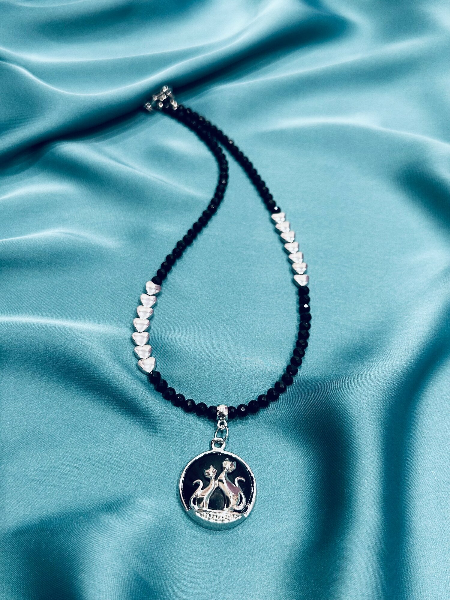 Колье, гематит, агат, шпинель синтетическая