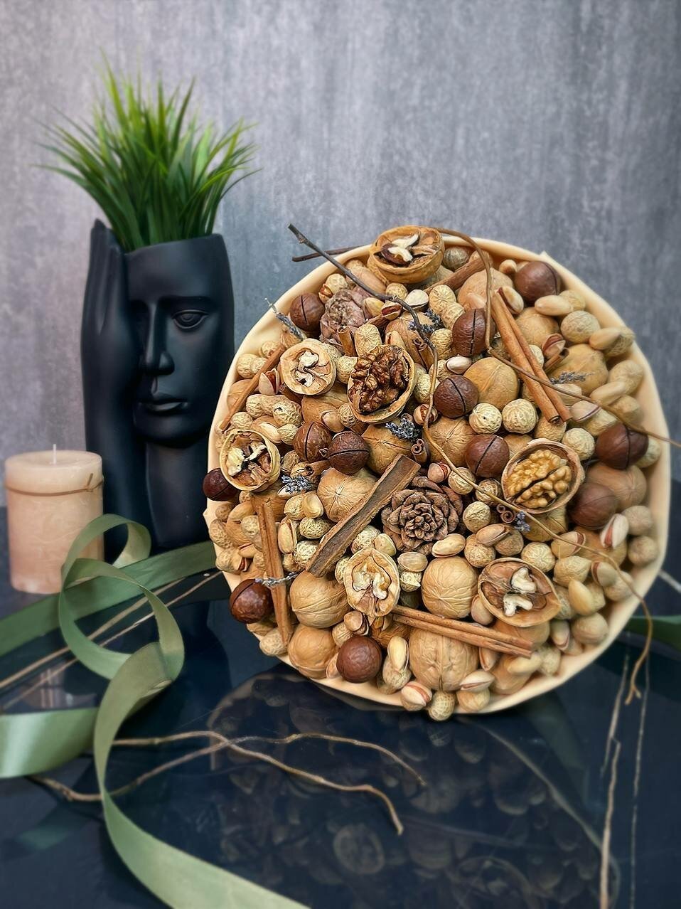 Букет из орехов, ореховый букет