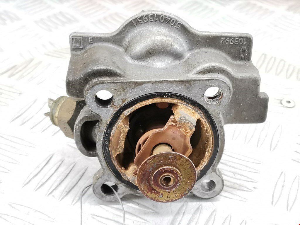 Корпус термостата Iveco Daily 3 504017209 арт. 1827719