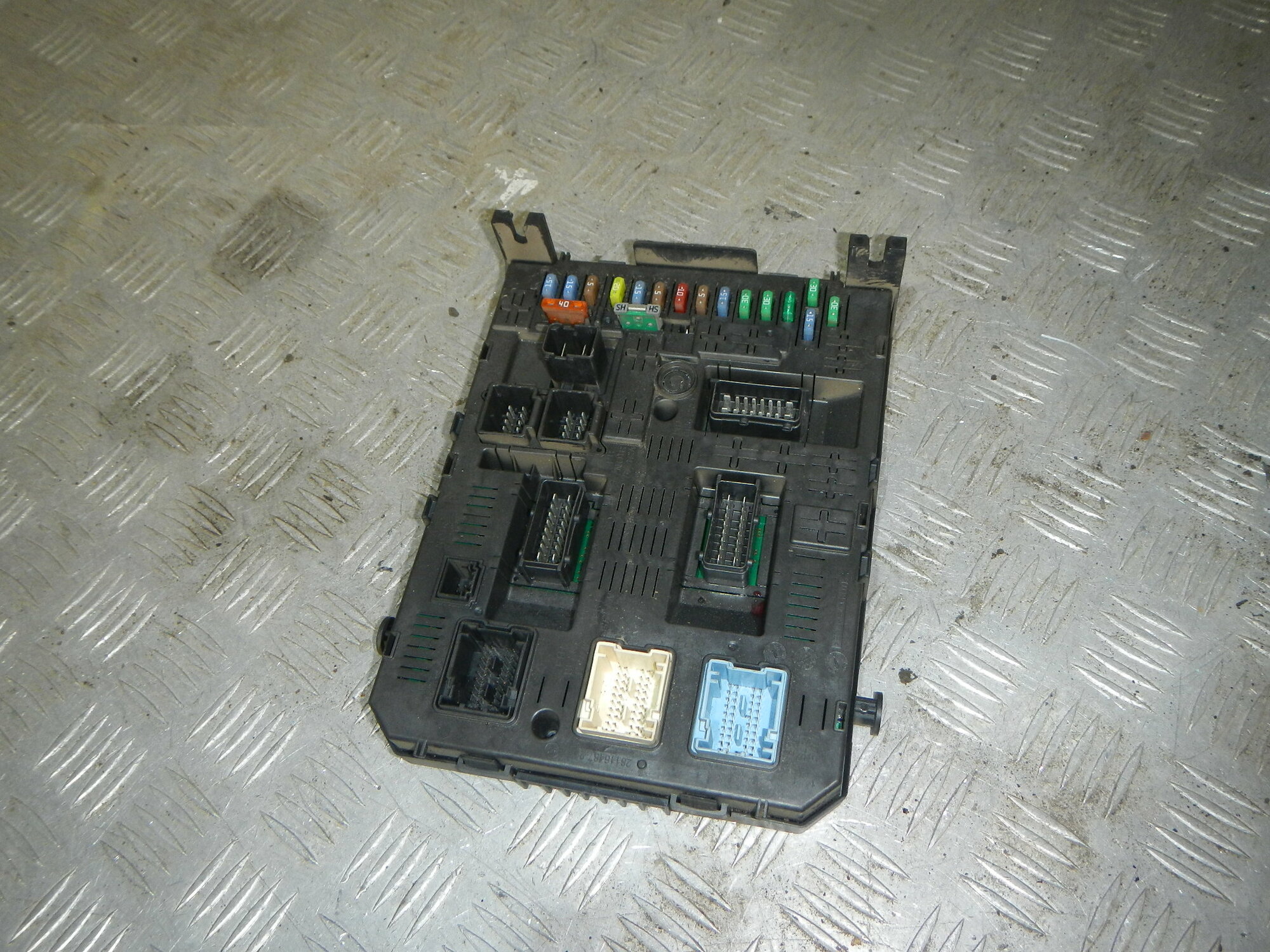 Б/У Блок предохранителей, Peugeot (Пежо)-308 (07-) PEUGEOT 308 (07-) Салонный. Без видимых повреждений. 583900 Peugeot-Ci...