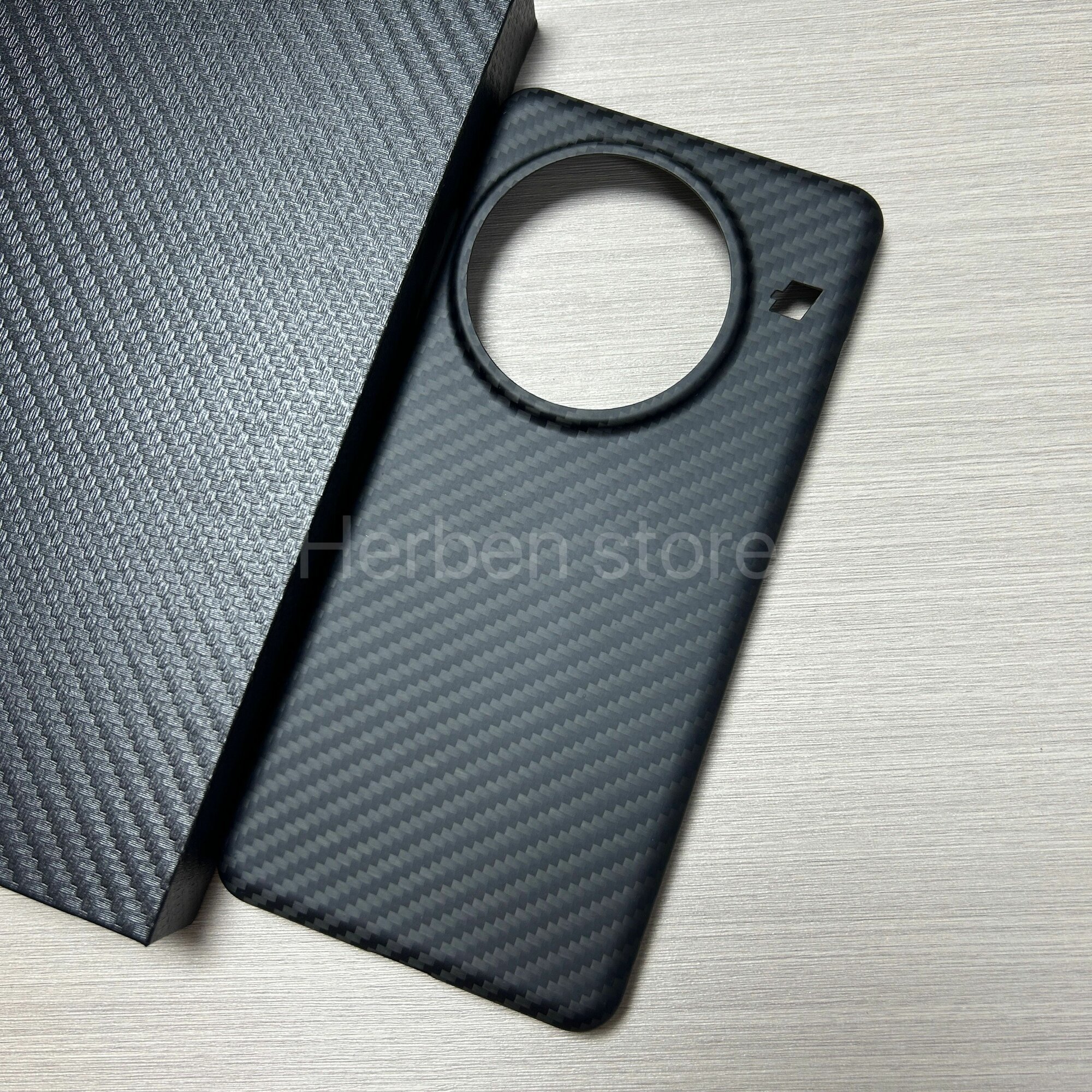 Ультратонкий защитный чехол из настоящего углеродного волокна для OnePlus 13