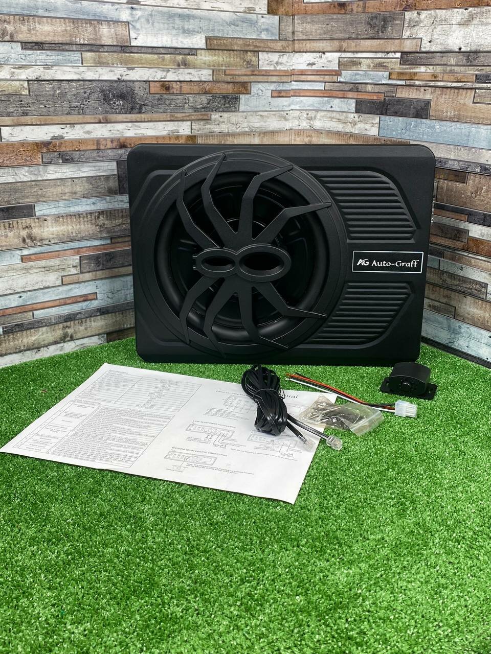 Автомобильная ультра компактная сабвуферная система под сиденье BASSPRONANO AG-12.