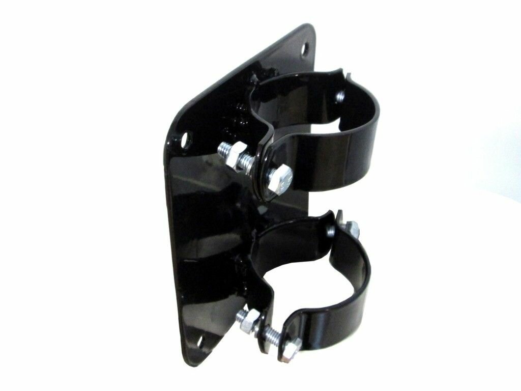 Кронштейн "переходник 7-50BK" чёрный с 2-мя хомутами, 12х12см для крепления на мачте диамет. 50мм