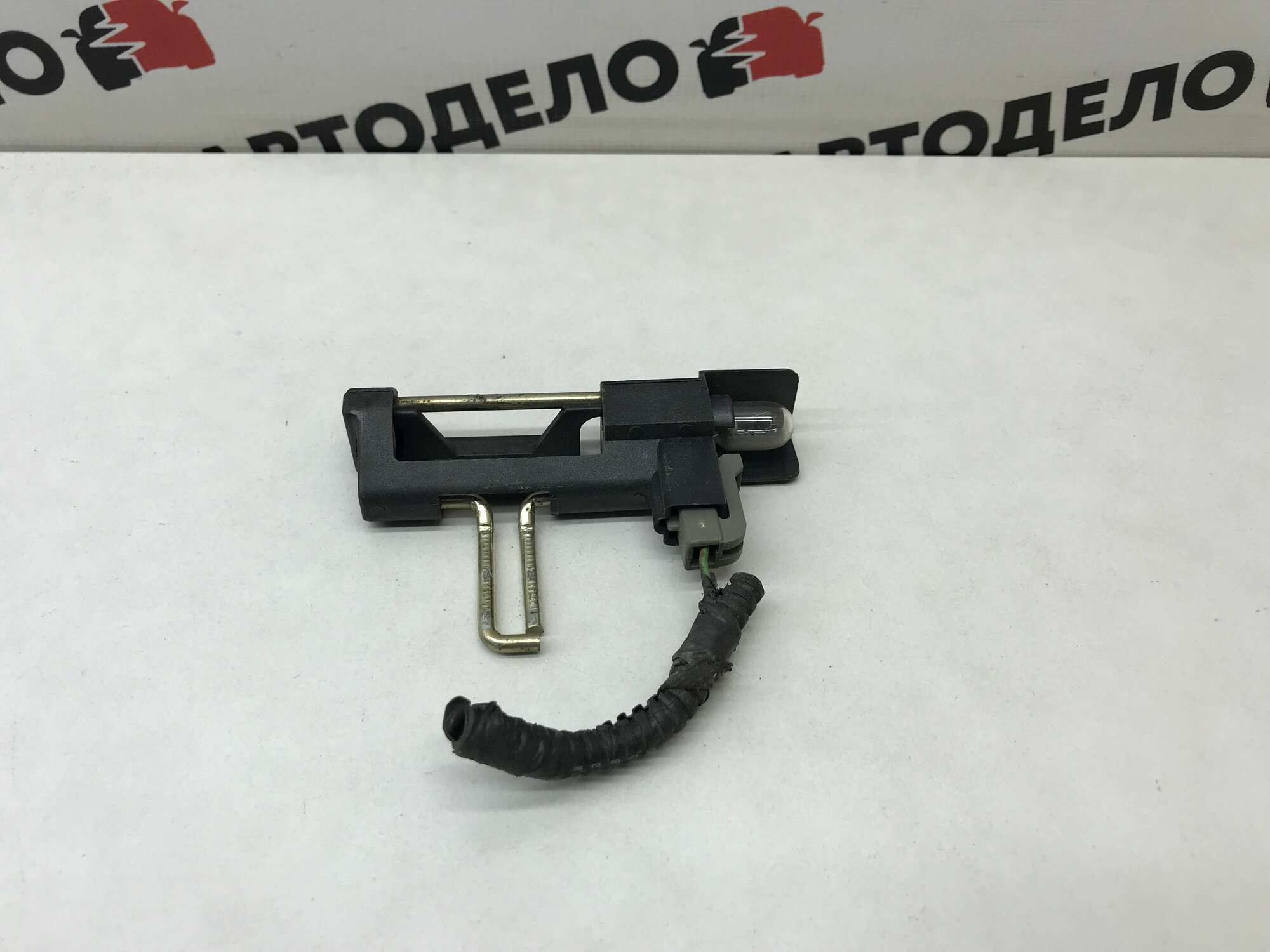 Концевик Lincoln Town Car FN145 2001 г.в