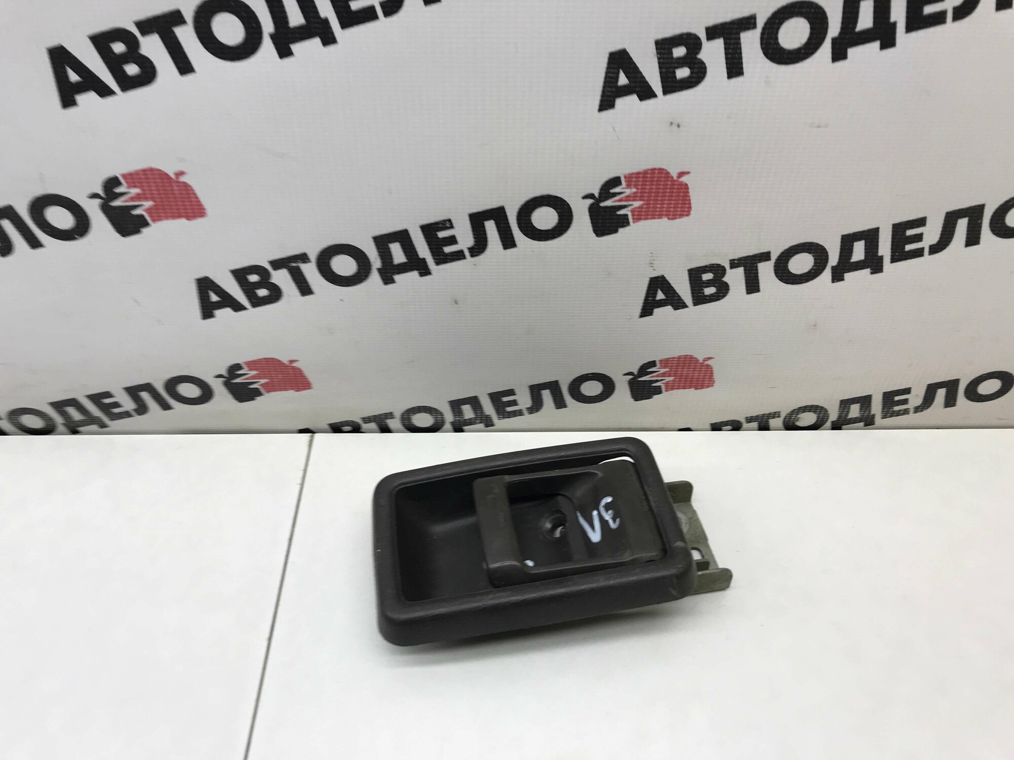 Ручка двери внутренняя з/л Nissan Sunny B12 1987 г