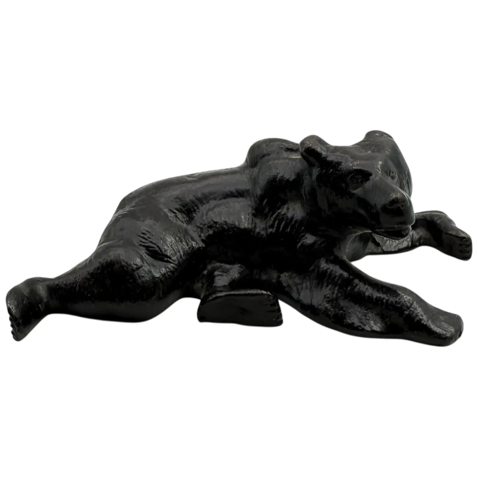 Чугунная статуэтка "Медведица (пресс-папье)" (м/р) 1982 г. Автор Н. И. Либерих, Касли, СССР (Лот №2)