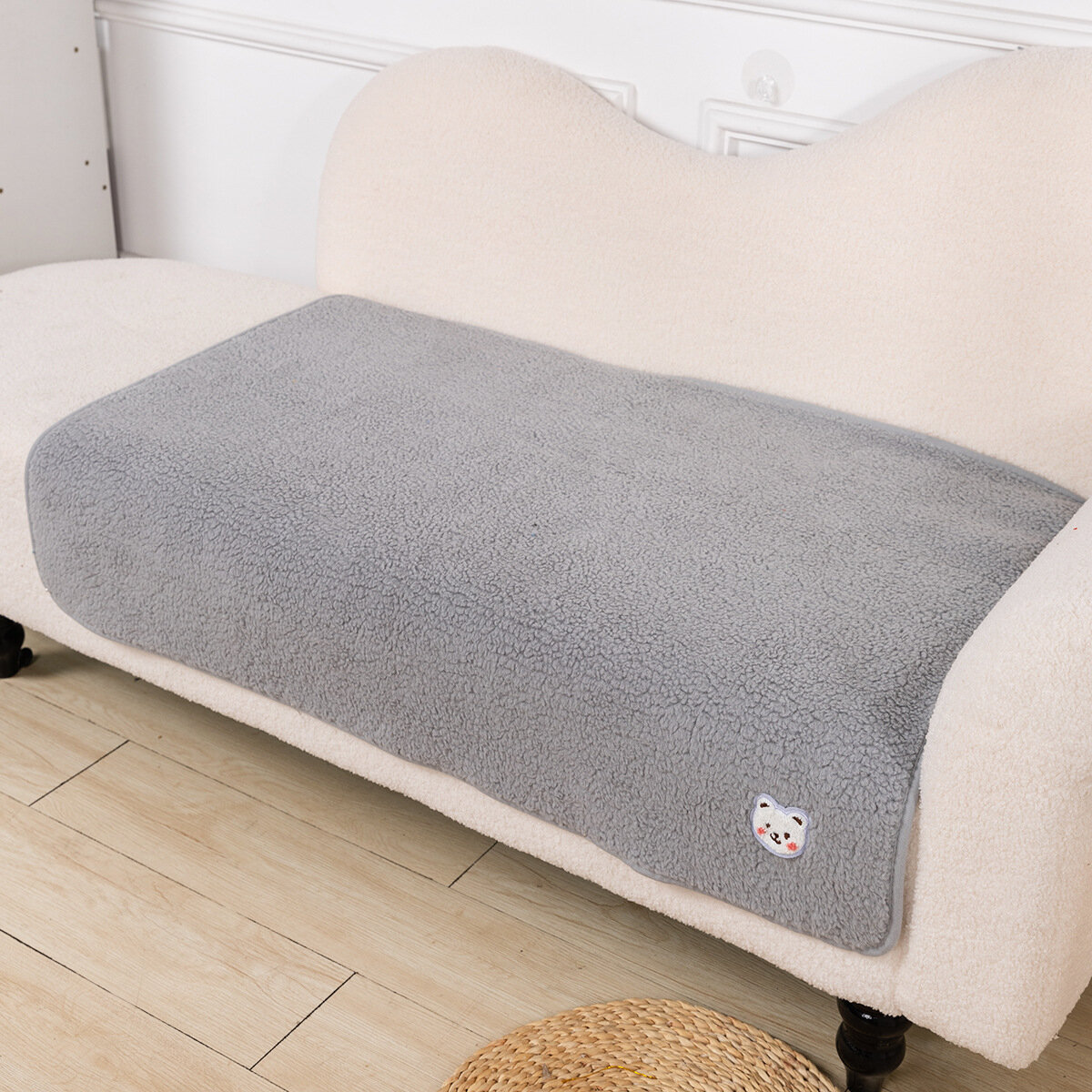 Фабрика прямых продаж осенью и зимой теплый овечий кашемир собачий коврик противоскользящий удобный собачий коврик