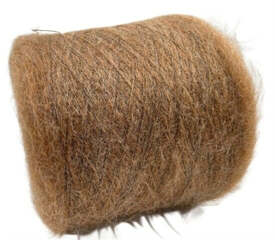 Бобина Итальянской пряжи Camelot Lineapiu 68% кидмохер 3% меринос 30% ПА "Фундук" 100 грамм (стоковая бобинная)