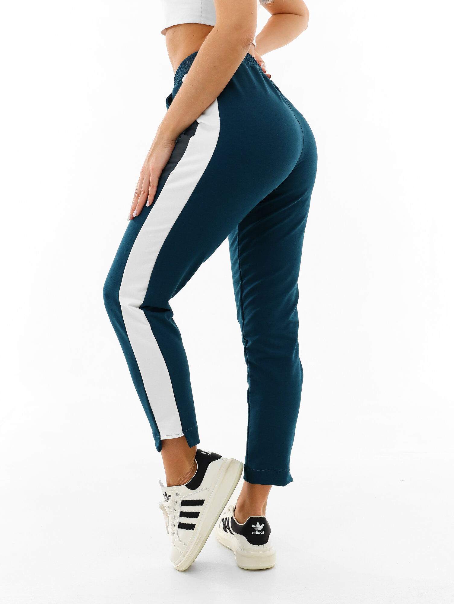 Брюки спортивные