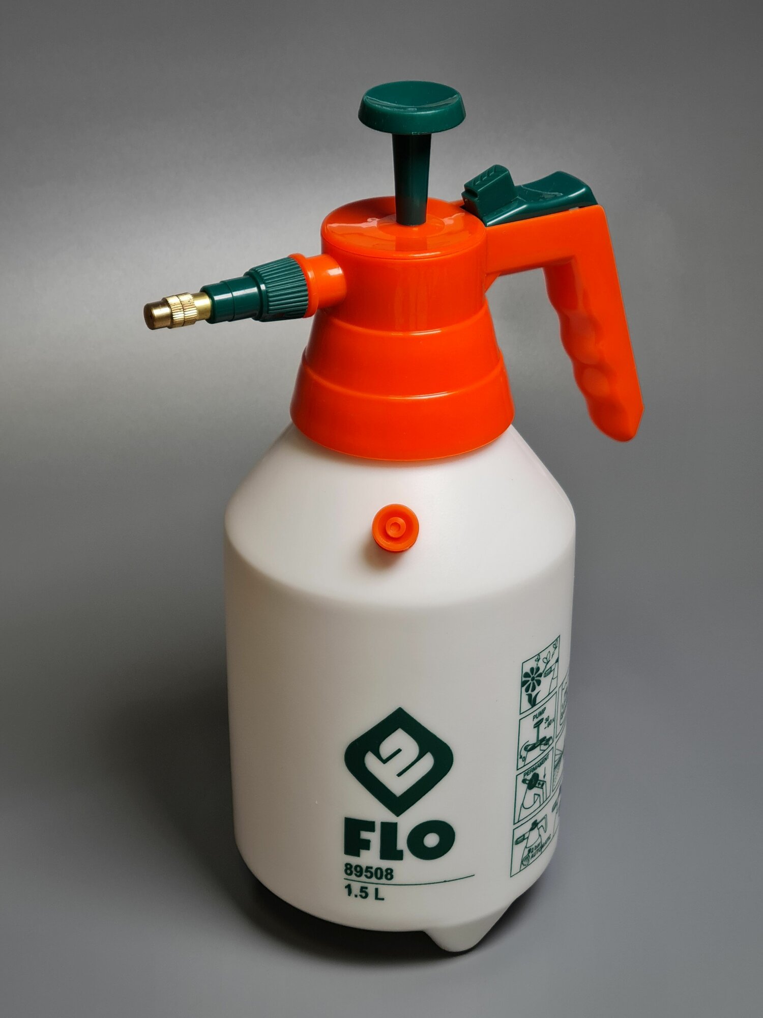 Ручной опрыскиватель FLO 1,5л арт.89508