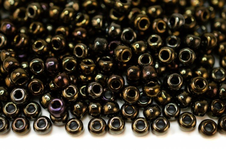 Бисер японский TOHO круглый 3/0 #0083 коричневый, металлизированный ирис, 10 грамм