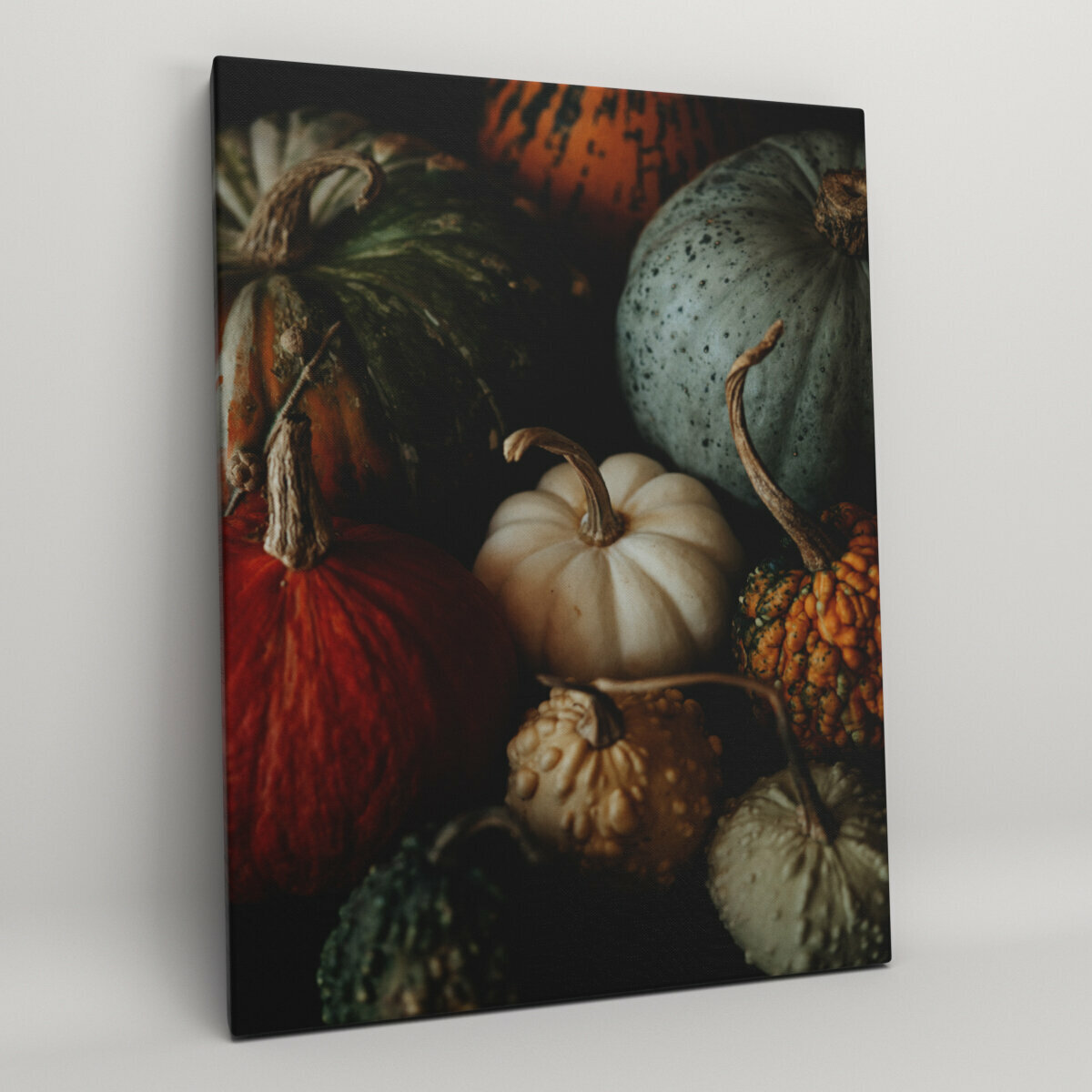 Картина на холсте (интерьерный постер) "Разноцветные тыквы - натюрморт" для кухни, кафе и ресторанов, с деревянным подрамником, размер 30х40 см