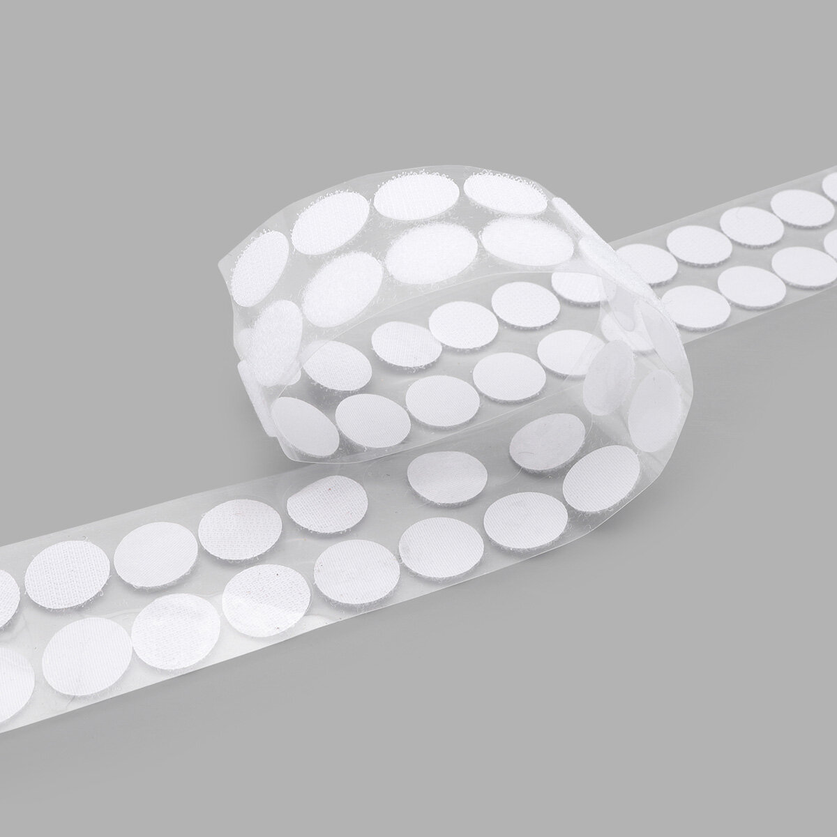 Лента с круглыми липучками (2 см) на клеевой основе (1100 пар) 22 гр/м, 25 м (белый)
