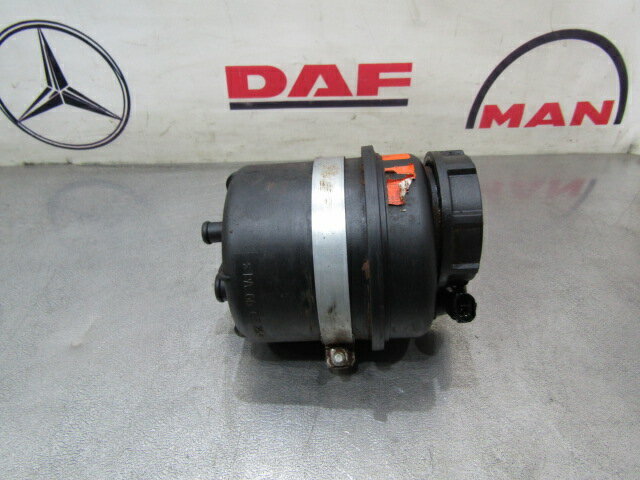 Бачок Гура Iveco Trakker