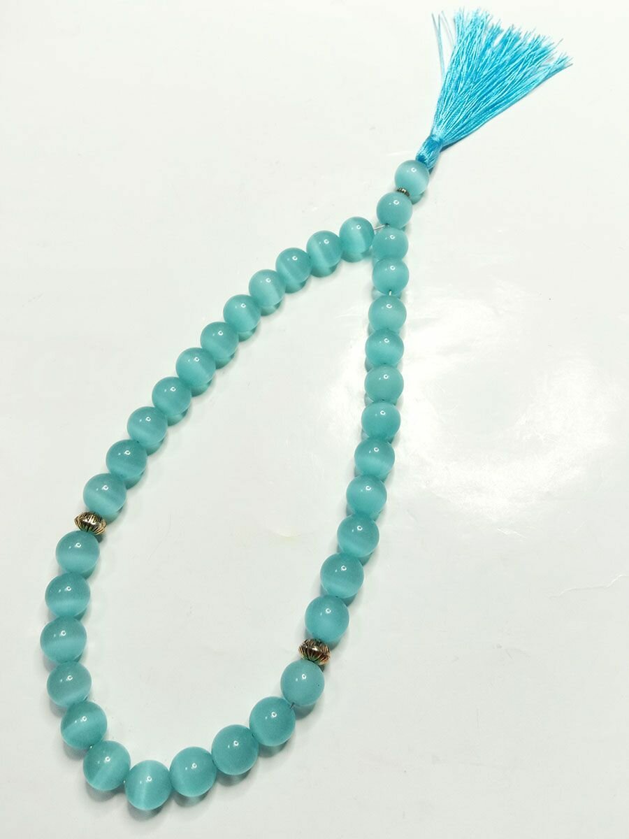 Мусульманские четки из кошачьего глаза, 33 бусины, диаметр 10 мм. в подарочной коробке.