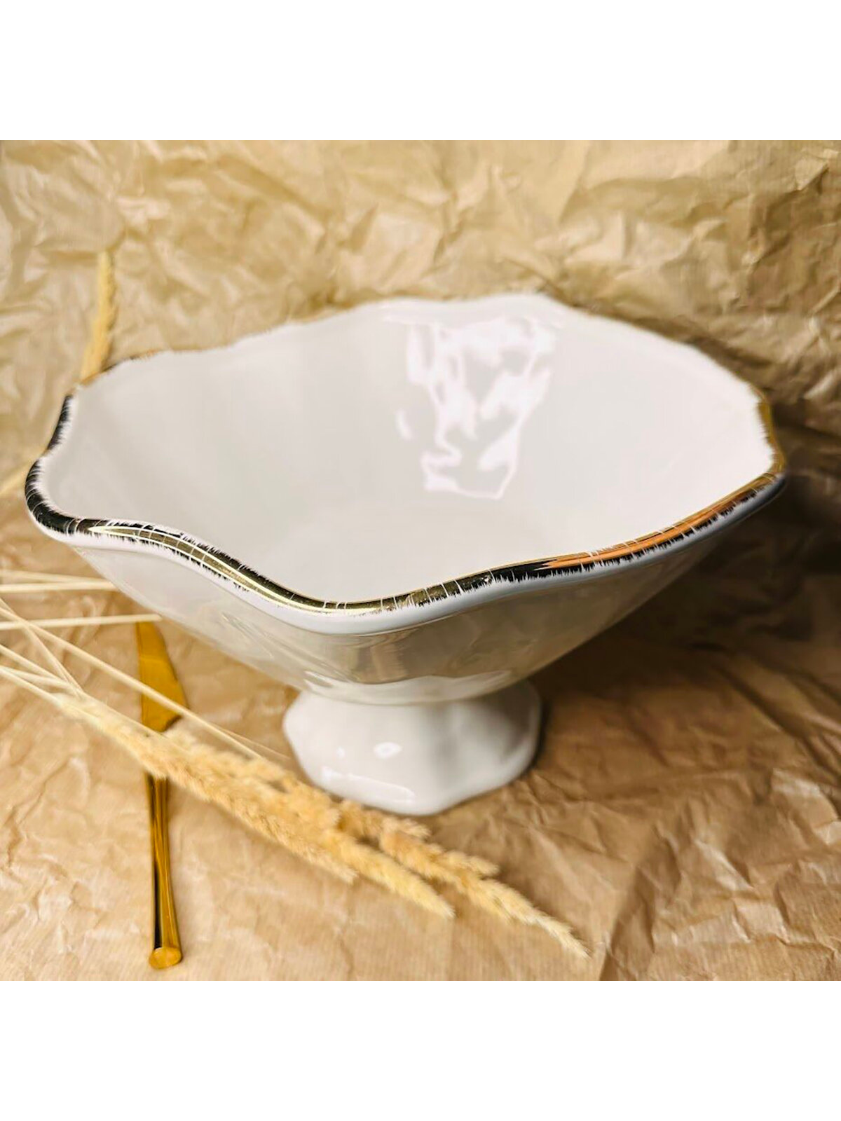 Фруктовница на ножке Lenardi Офелия, фарфоровая, 29x16,5 см