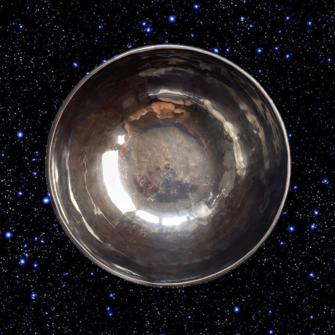 Тибетская поющая чаша 18-20см кованая темная Dark сплав 7 металлов