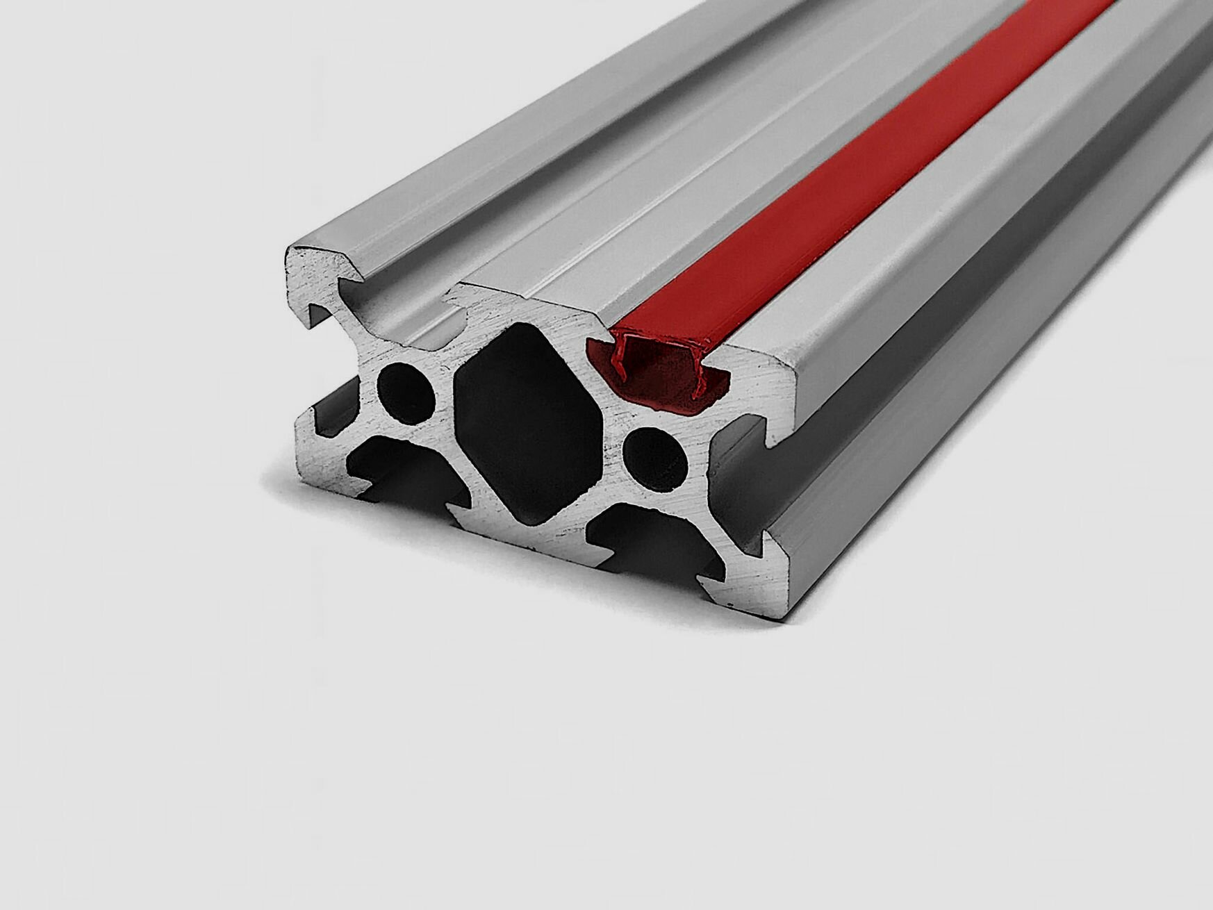 Заглушка для паза 6 мм, (красная), A282 / 1000 мм - 12 шт / соберизавод