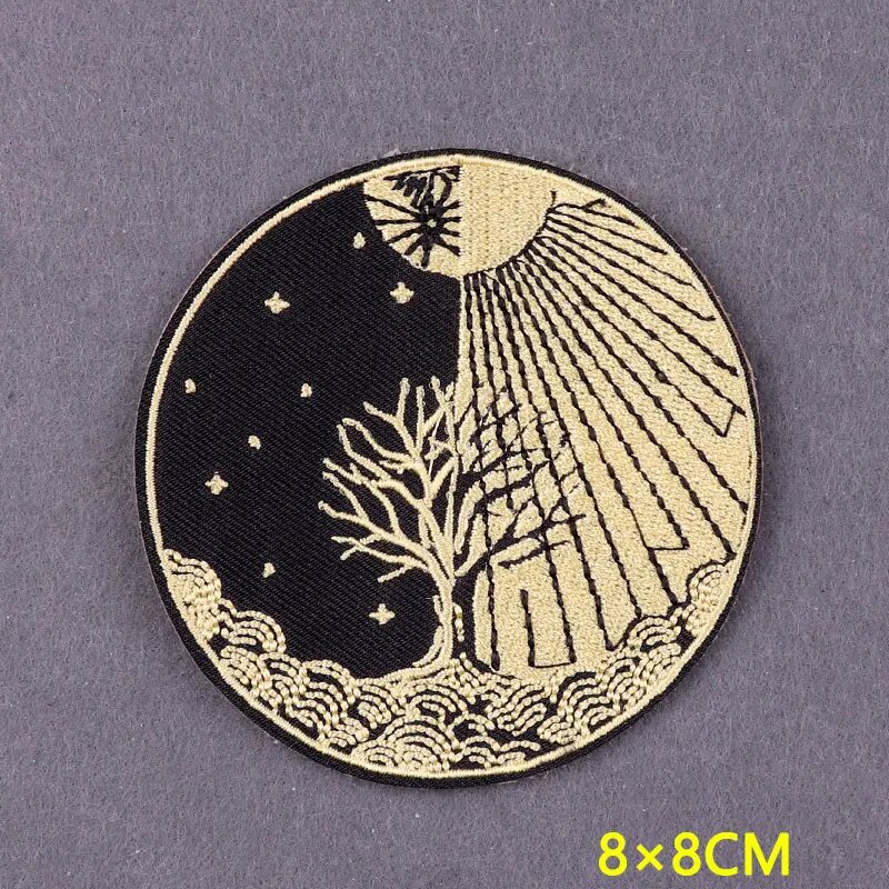 Таро вышитые нашивки PE9261CT