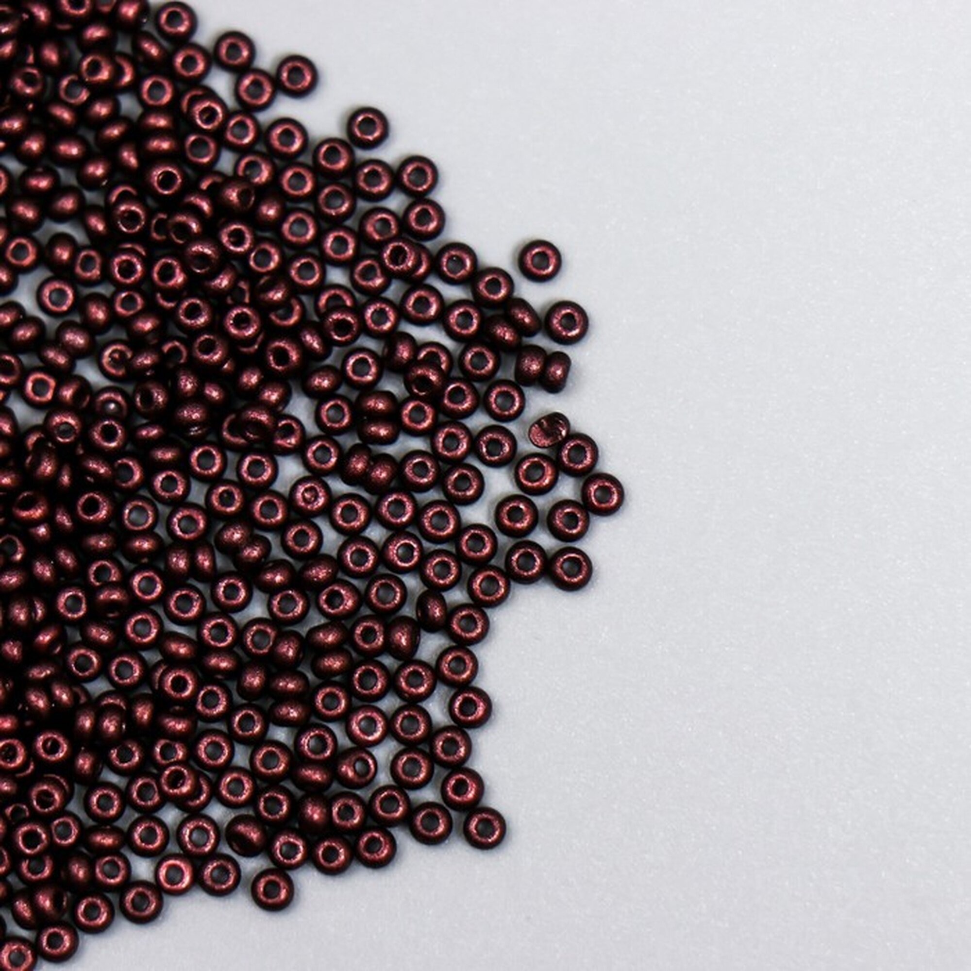 Бисер Сима-ленд "Металлик. Тёмный шоколад", 11/0, 10 г, коричневый