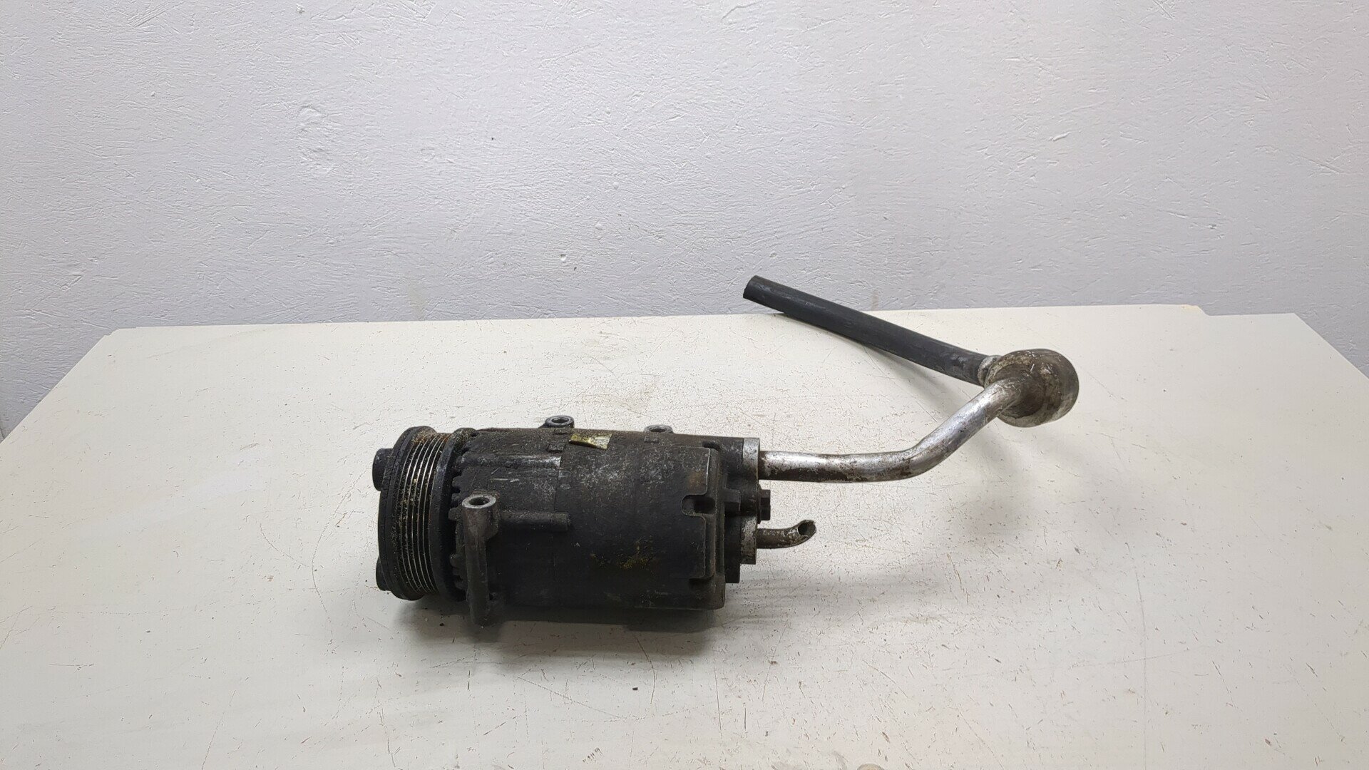 Компрессор кондиционера Opel Corsa D Б/У