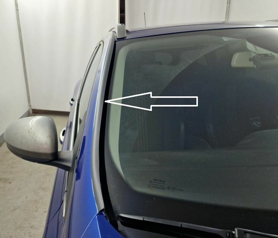 Водосток (дефлектор) лобового стекла для RENAULT MEGANE 2016-н. в. (IV)