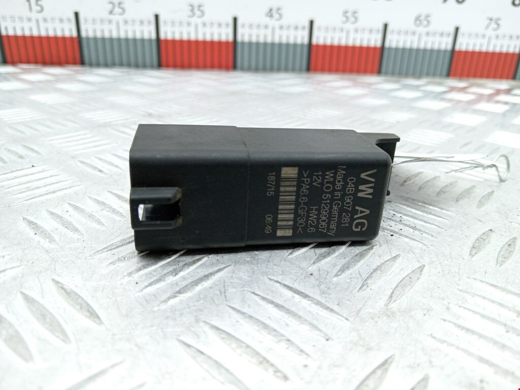 Реле свечей накала Skoda Rapid 1 04B907281 арт. 1819957