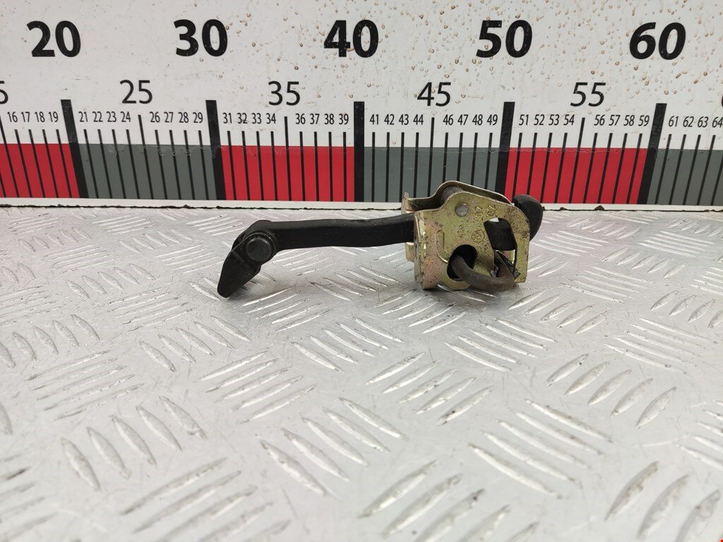 Ограничитель открывания двери BMW 3-Series (E46) 51228160963 арт. 1701478