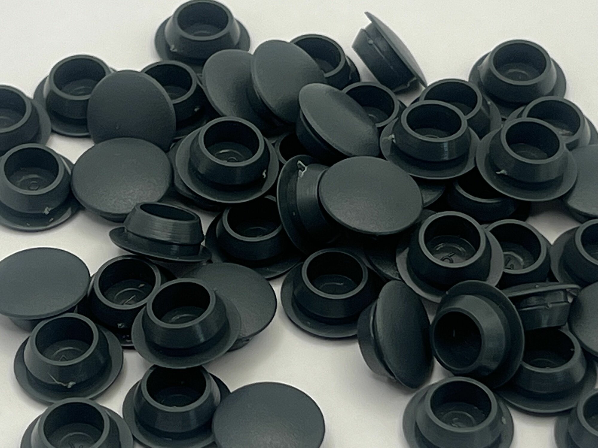 Alutech, Заглушка ПВХ PP14, 313012113, антрацит, 14 мм, 50 шт.