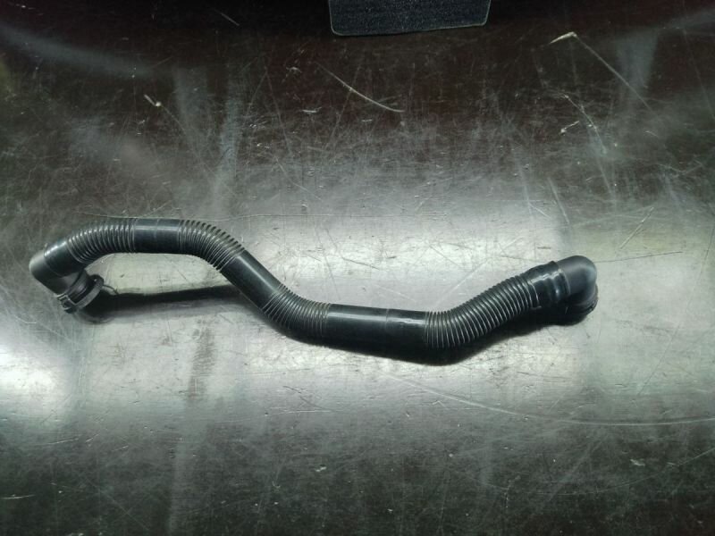 Шланг воздушный Audi A4 8E от СВВ 3016 8e0133889e