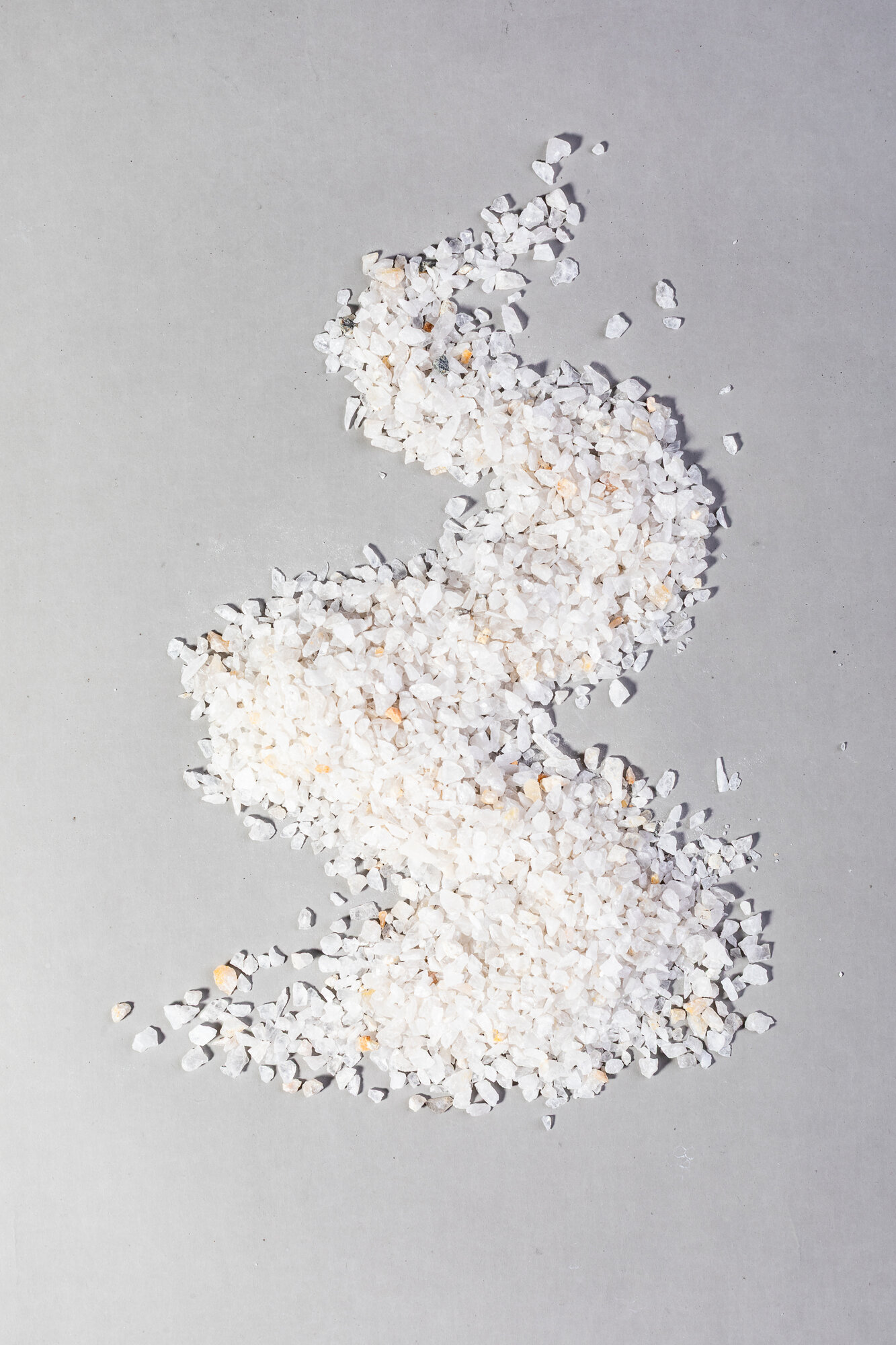 Натуральный кварц белый , фракция 2-5 мм, 10 кг. Декоративный грунт, гора Хрустальная