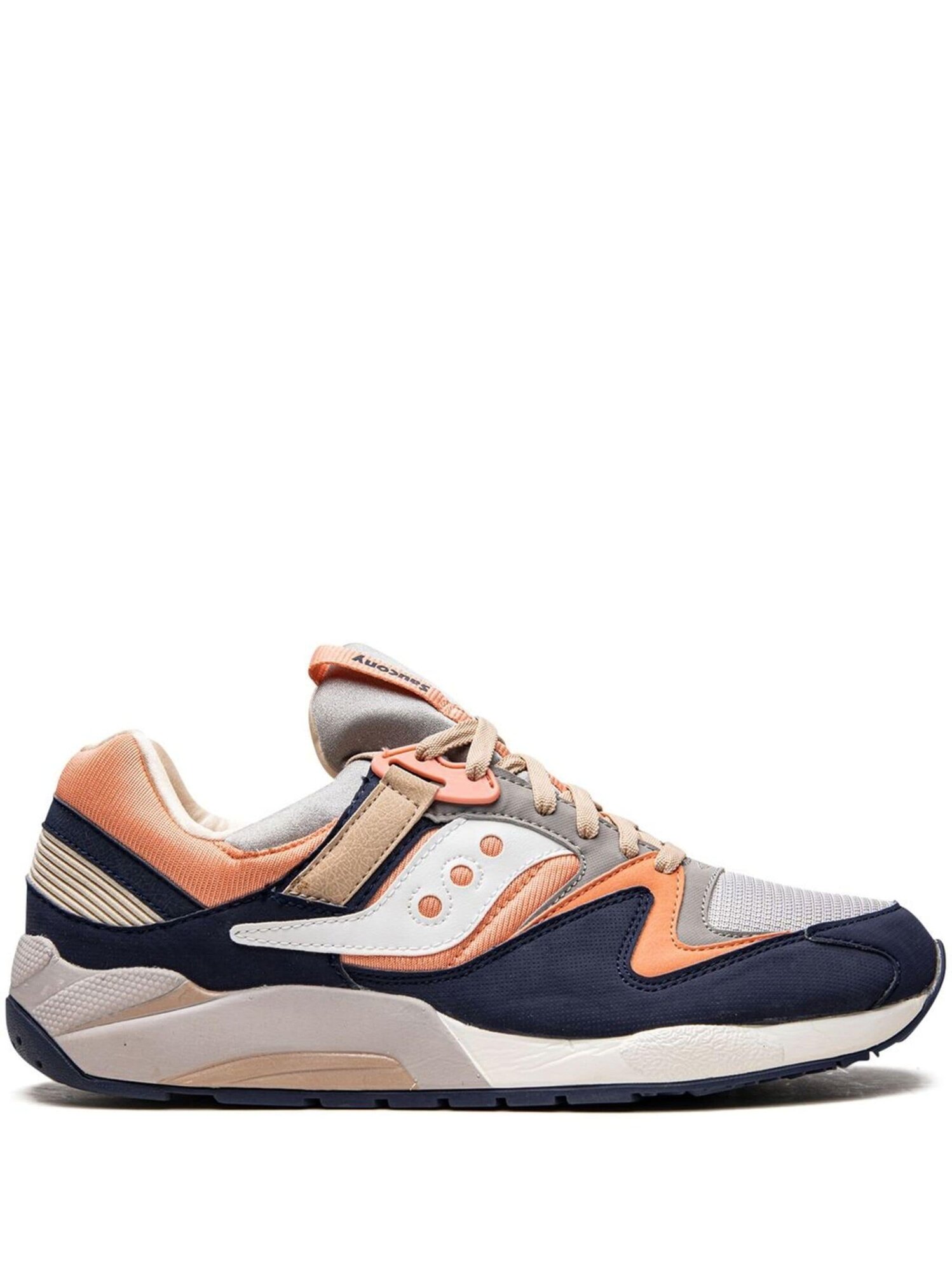 Кроссовки Shadow 6000