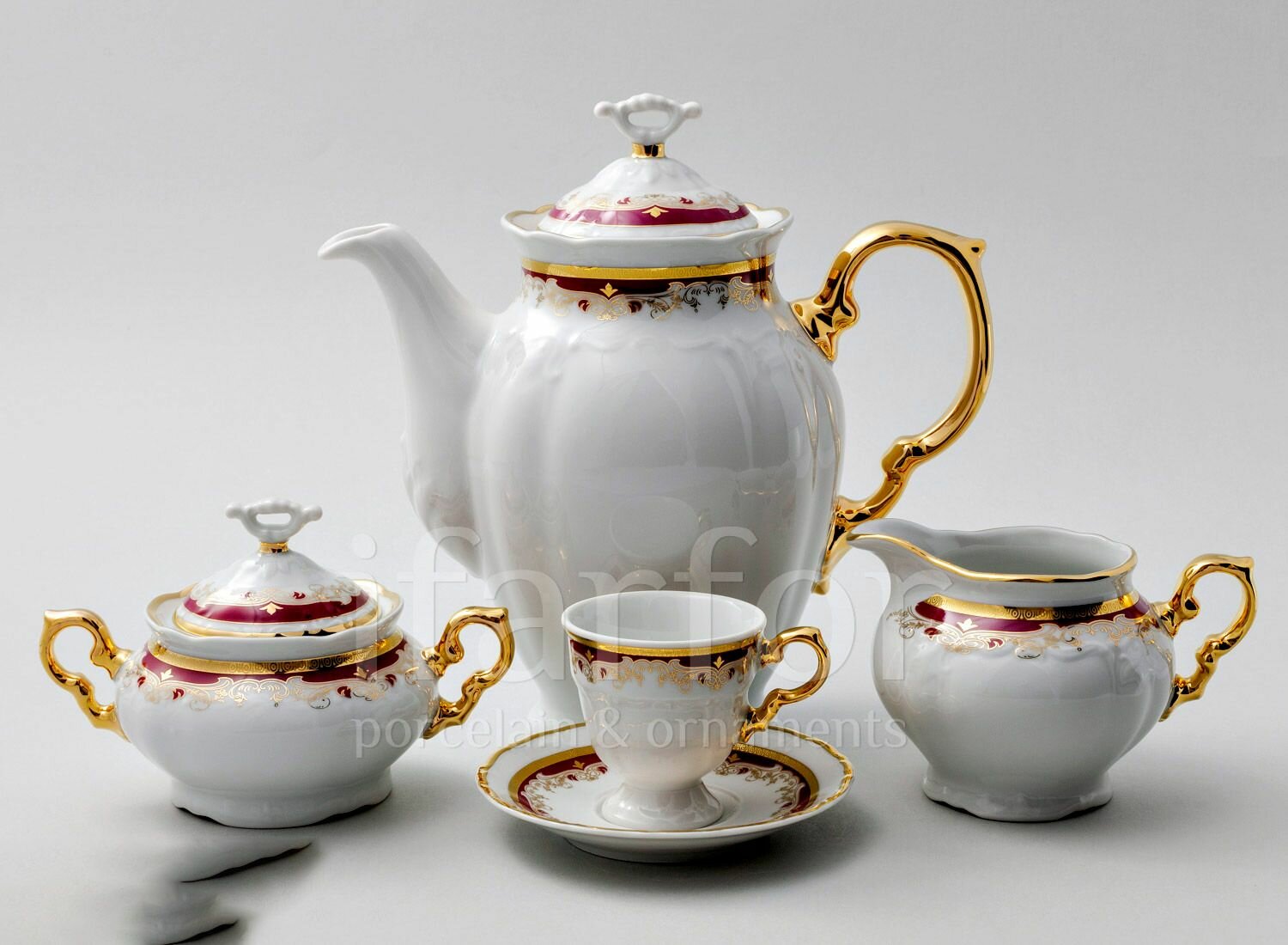 Сервиз кофейный Красная лилия 6/17 Мария Луиза