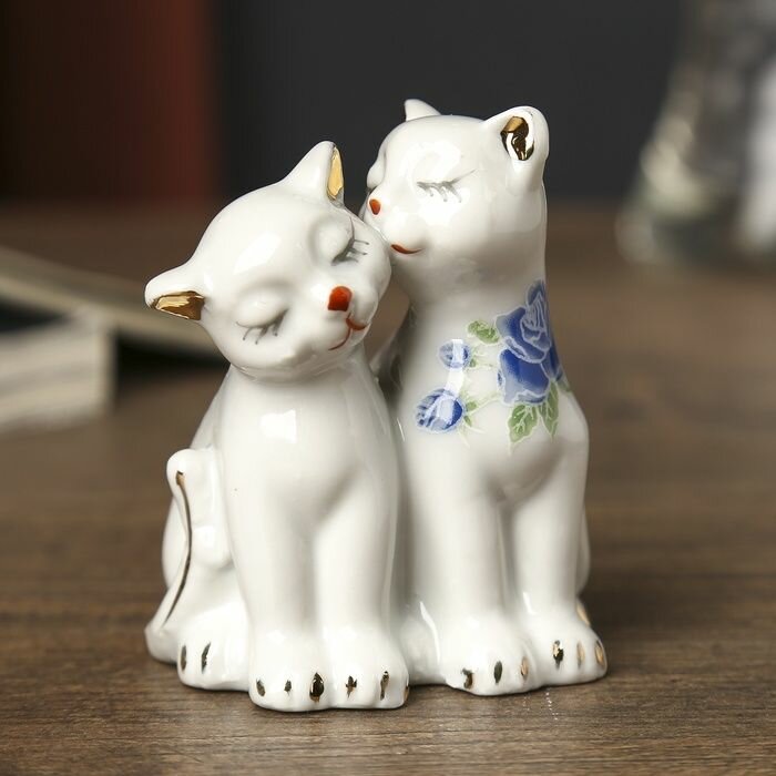 Сувенирная фигурка КНР "Две киски-неженки", керамика, 7,5х6 см (K814B)