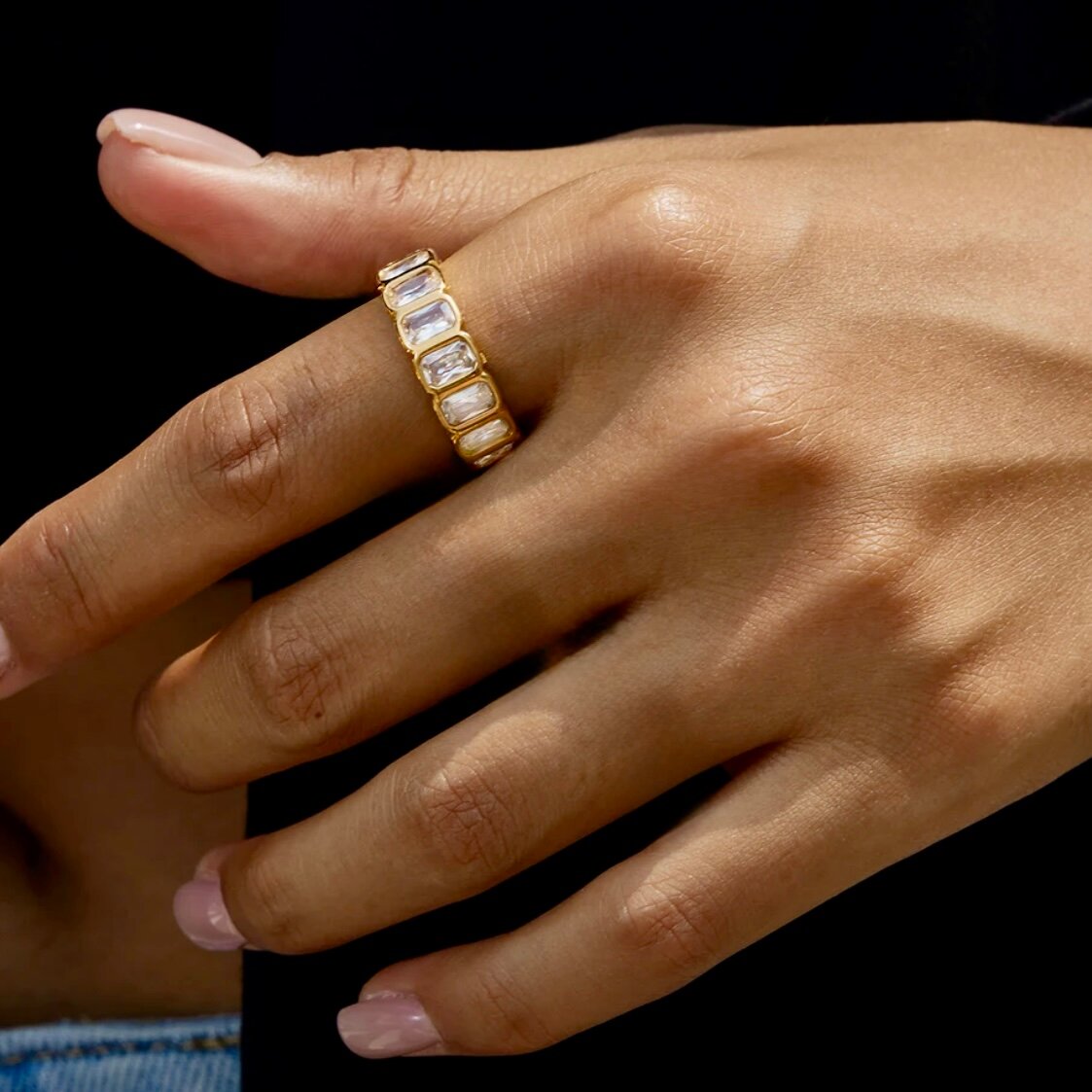 Кольцо обручальное, Swarovski Zirconia, фианит, циркон