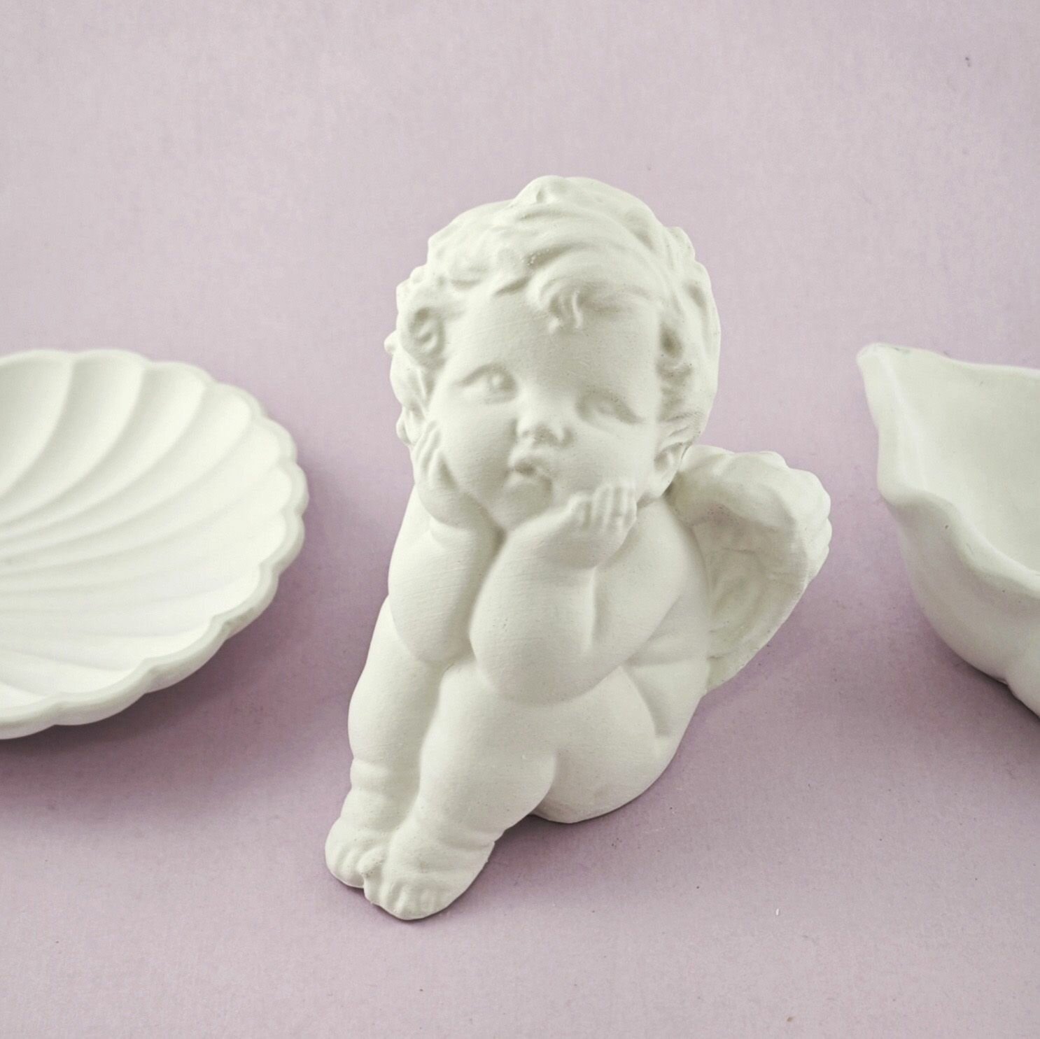 Статуэтка фигурка на Рождество мальчик Ангел "Мечтатель" средний, 10.5см, ручная работа