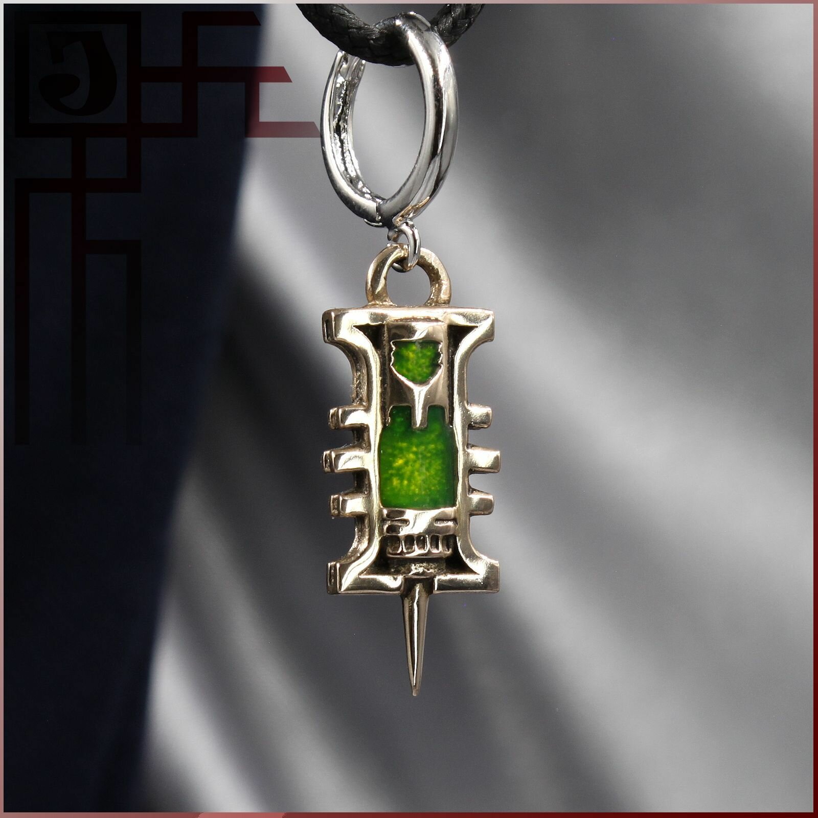 Моносерьга, эмаль