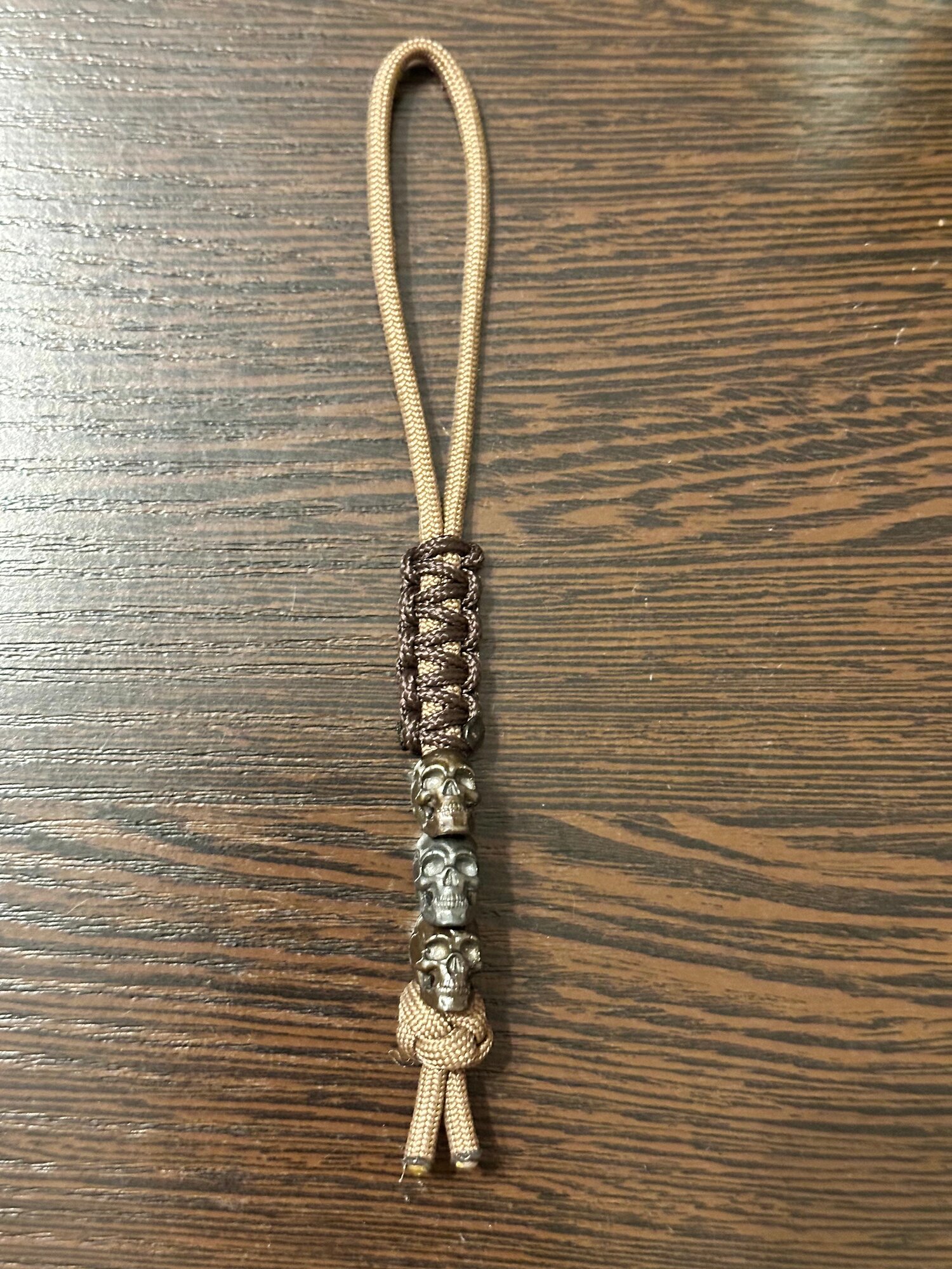 Темляк с бусиной "Череп мини" вер.2