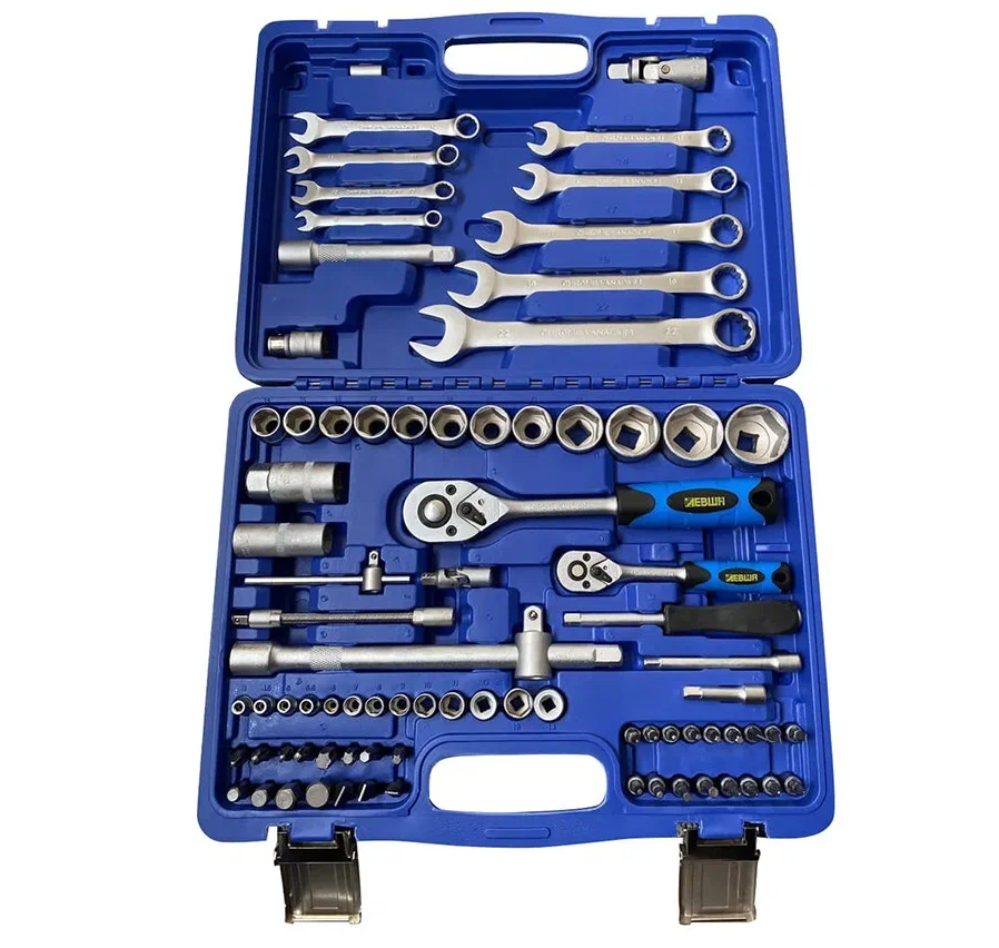 Левша 526110 (L080020010), Набор головок и инструмента, 82 предмета, 1/4"-1/2", пластиковый кейс