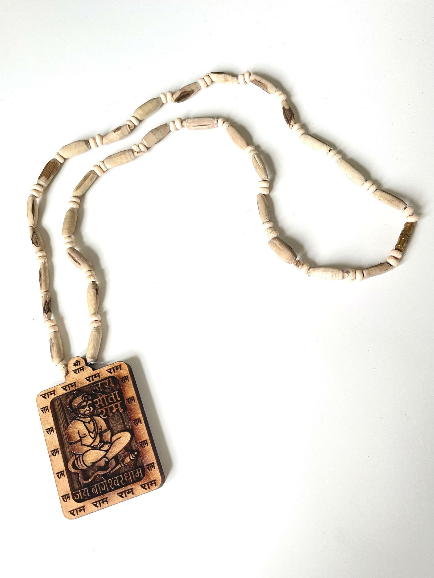 Кантхималы из дерева туласи с прямоугольной подвеской хануман (длина нити 60-62 см.), 1 шт.