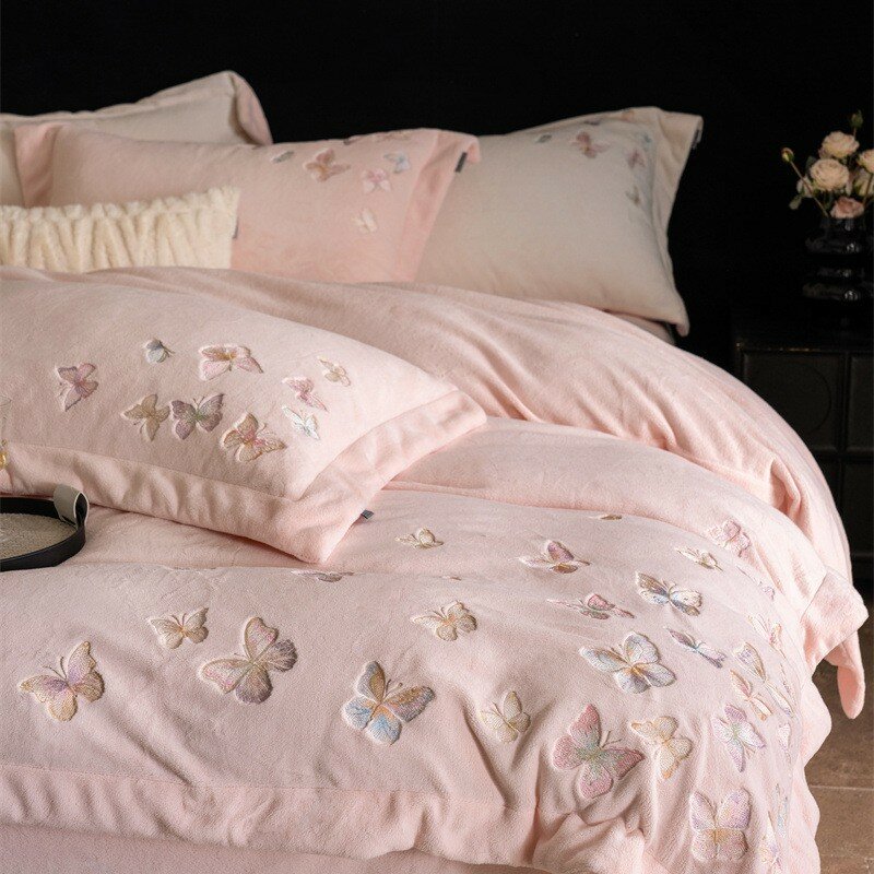 Комплект постельного белья из зимнего утолщенного молочного флиса категории А (4 предмета) (250 г) – пододеяльник на флисовой подкладке, простыни, двусторонний флис, плотное постельное белье из кораллового флиса,200*230cm