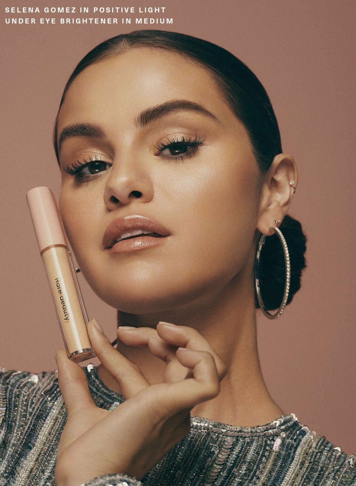 Rare Beauty Консилер Positive Light Under Eye Brightener (Medium) 4 мл
