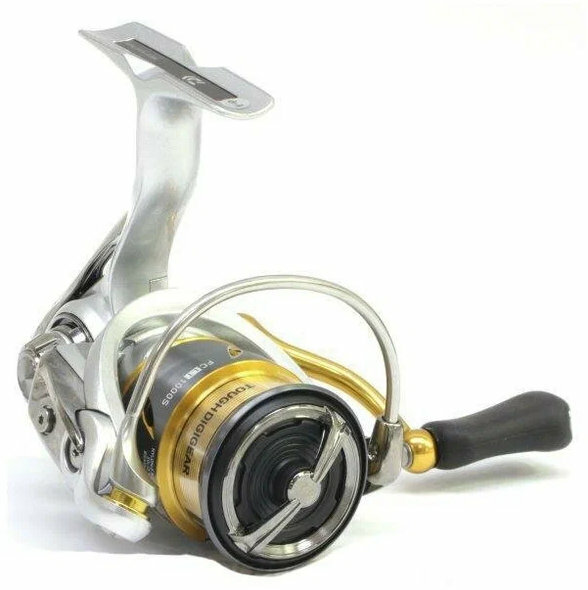Катушка Daiwa 21 FREAMS FC LT 1000 21 FREAMS FC LT 1000 10109-001