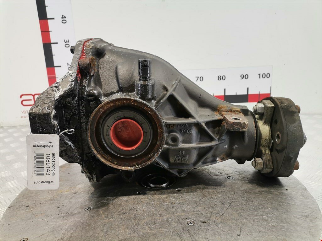 Редуктор заднего моста Mercedes E-Class (W212) A2043500114 арт. 1089143